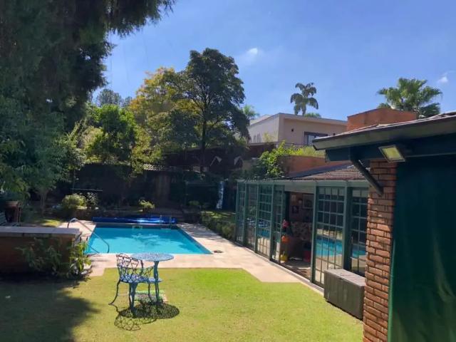 Casa / Sobrado para Venda em Santana de Parnaíba/SP Alphaville 3 Quartos