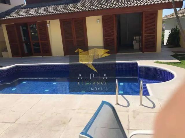 Casa / Sobrado para Venda em Santana de Parnaíba/SP Alphaville 3 Quartos