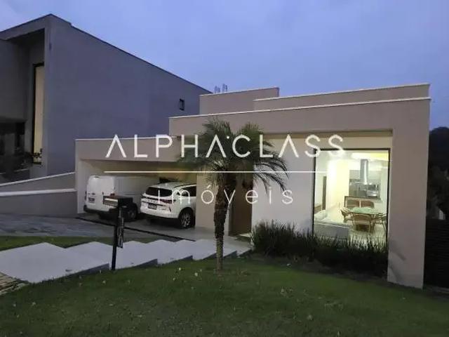 Casa / Sobrado para Venda em Santana de Parnaíba/SP Alphaville 3 Quartos