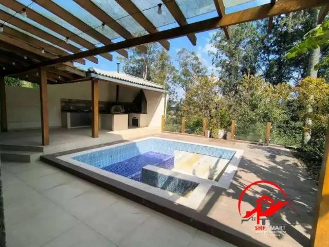 Casa / Sobrado para Venda em Santana de Parnaíba/SP Alphaville 3 Quartos