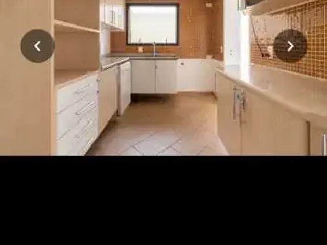 Casa / Sobrado para Venda em Santana de Parnaíba/SP Alphaville 3 Quartos