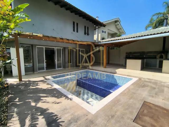 Casa / Sobrado para Venda em Santana de Parnaíba/SP Alphaville 3 Quartos
