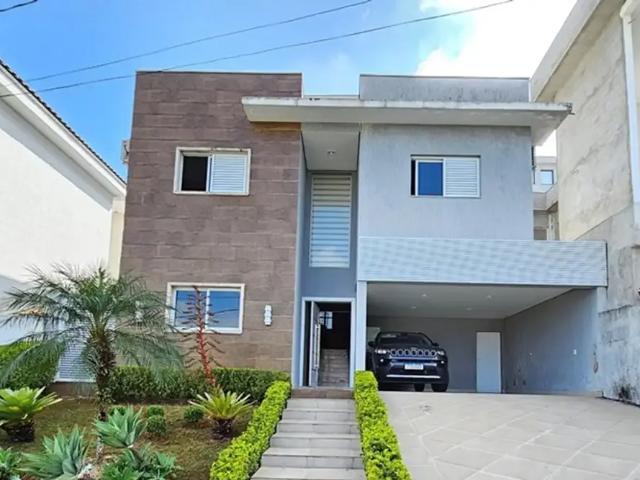 Casa / Sobrado para Venda em Santana de Parnaíba/SP Alphaville 3 Quartos