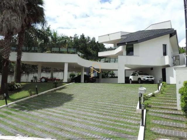 Casa / Sobrado para Venda em Santana de Parnaíba/SP Alphaville Residencial 10 4 Quartos
