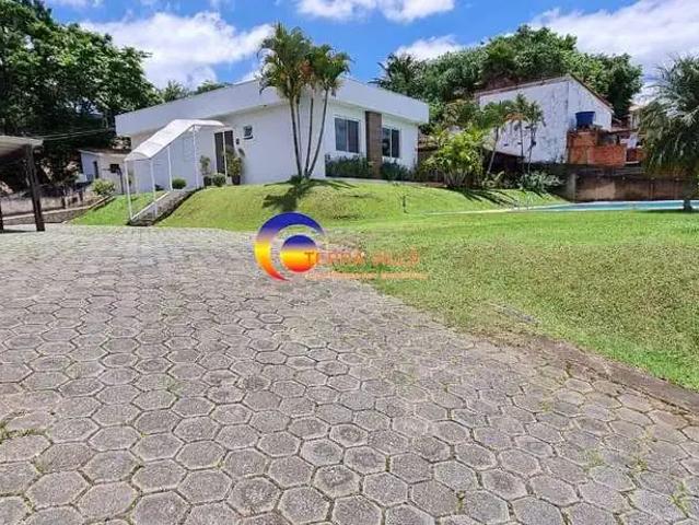 Casa / Sobrado para Venda em Santana de Parnaíba/SP Itaim Mirim 3 Quartos