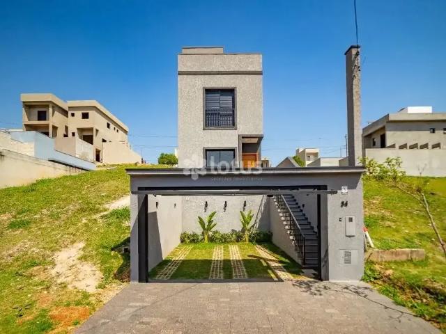 Casa / Sobrado para Venda em Santana de Parnaíba/SP Jaguari 3 Quartos