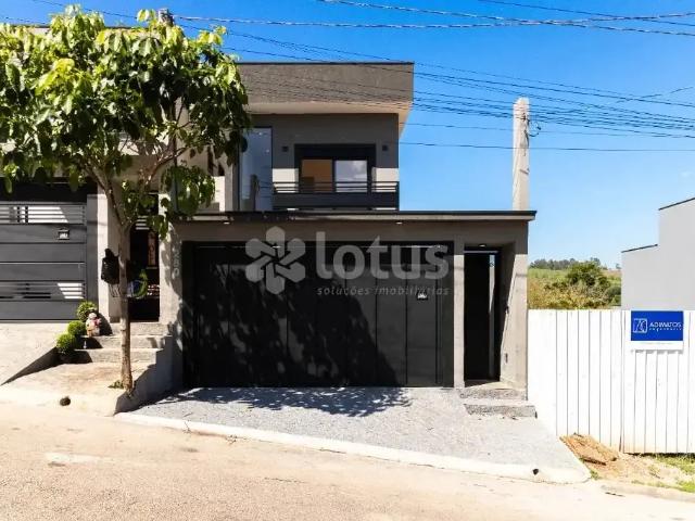 Casa / Sobrado para Venda em Santana de Parnaíba/SP Jaguari 3 Quartos