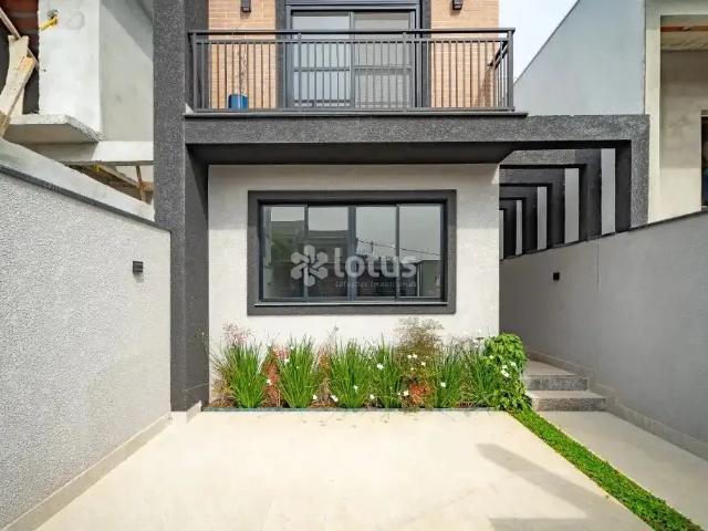 Casa / Sobrado para Venda em Santana de Parnaíba/SP Jaguari 3 Quartos