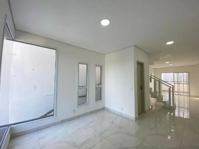 Casa / Sobrado para Venda em Santana de Parnaíba/SP Jardim São Luís 2 Quartos