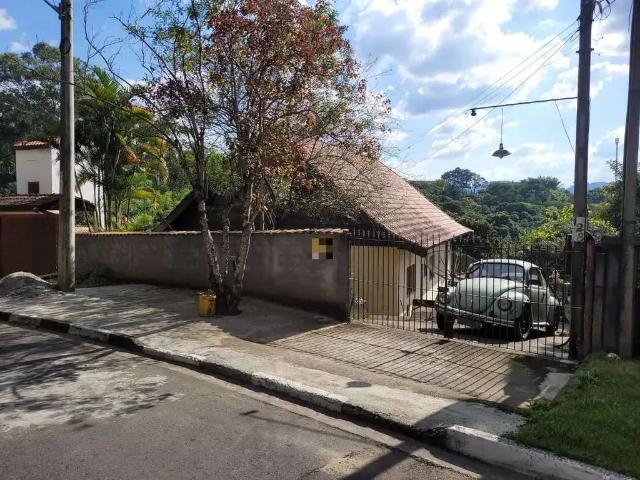 Casa / Sobrado para Venda em Santana de Parnaíba/SP Maria Mercedes 3 Quartos