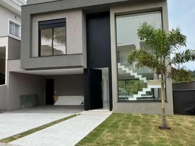 Casa / Sobrado para Venda em Santana de Parnaíba/SP Sítio do Rosário 4 Quartos
