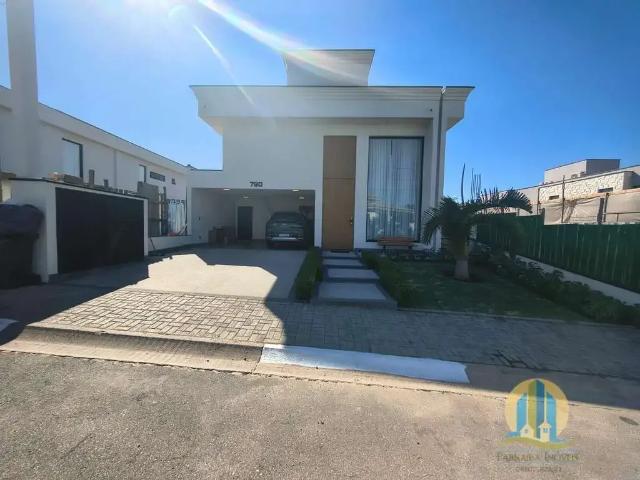 Casa / Sobrado para Venda em Santana de Parnaíba/SP Sítio do Rosário 3 Quartos