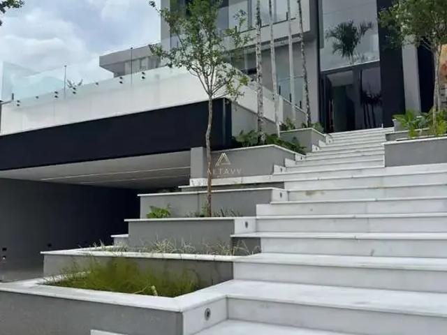 Casa / Sobrado para Venda em Santana de Parnaíba/SP Sítio do Rosário 3 Quartos