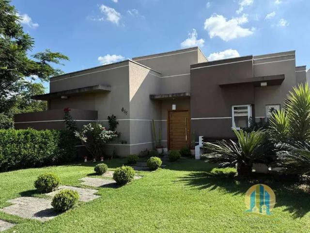 Casa / Sobrado para Venda em Santana de Parnaíba/SP Suru 4 Quartos