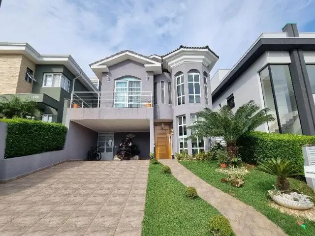 Casa / Sobrado para Venda em Santana de Parnaíba/SP Suru 4 Quartos
