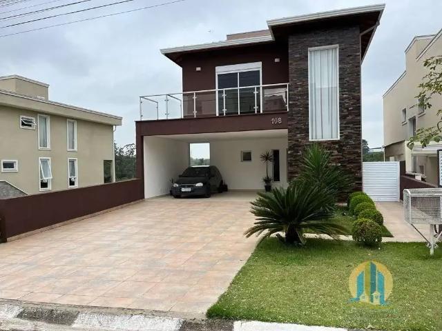 Casa / Sobrado para Venda em Santana de Parnaíba/SP Suru 4 Quartos