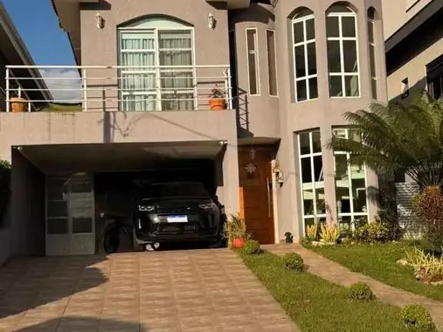 Casa / Sobrado para Venda em Santana de Parnaíba/SP Suru 4 Quartos