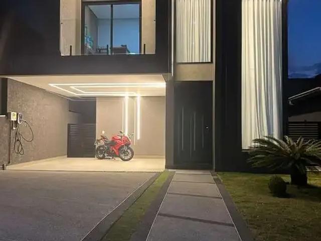Casa / Sobrado para Venda em Santana de Parnaíba/SP Suru 3 Quartos