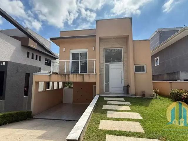 Casa / Sobrado para Venda em Santana de Parnaíba/SP Suru 3 Quartos