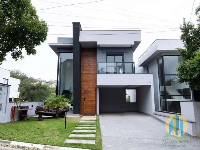 Casa / Sobrado para Venda em Santana de Parnaíba/SP Suru 3 Quartos