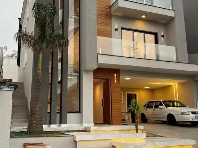 Casa / Sobrado para Venda em Santana de Parnaíba/SP Suru 3 Quartos
