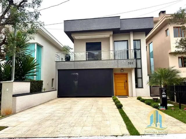 Casa / Sobrado para Venda em Santana de Parnaíba/SP Suru 3 Quartos