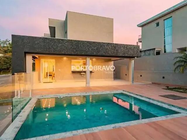 Casa / Sobrado para Venda em Santana de Parnaíba/SP Suru 3 Quartos