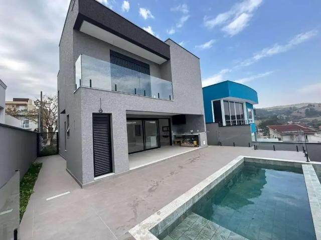 Casa / Sobrado para Venda em Santana de Parnaíba/SP Suru 3 Quartos