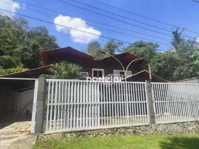 Casa / Sobrado para Venda em Santana de Parnaíba/SP Portal das Acácias 8 Quartos