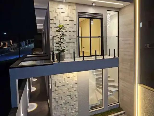 Casa / Sobrado para Venda em Santana de Parnaíba/SP Parque Jaguari Fazendinha 3 Quartos