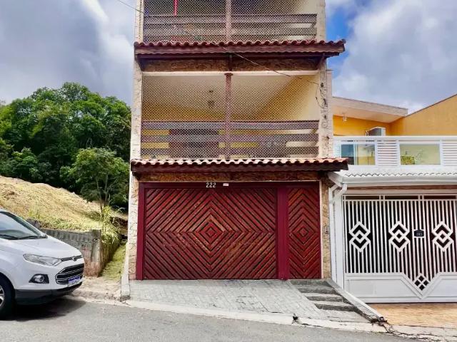 Casa / Sobrado para Venda em Santana de Parnaíba/SP Parque Sinai 5 Quartos