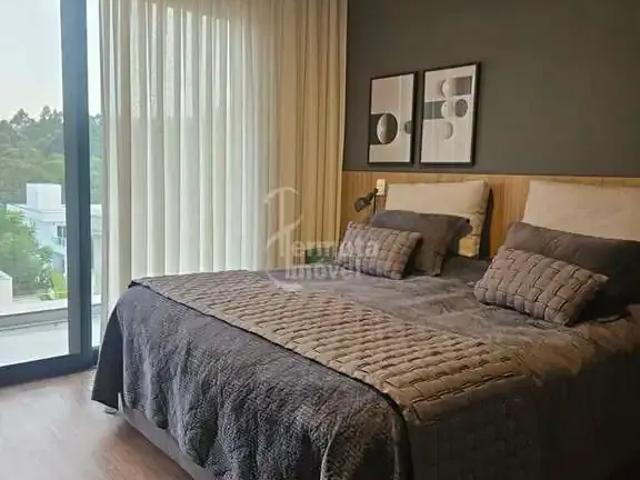 Casa / Sobrado para Venda em Santana de Parnaíba/SP Tamboré 4 Quartos