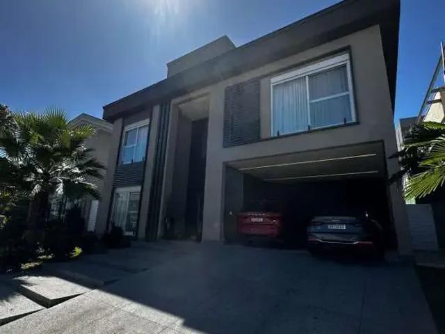 Casa / Sobrado para Venda em Santana de Parnaíba/SP Tamboré 4 Quartos