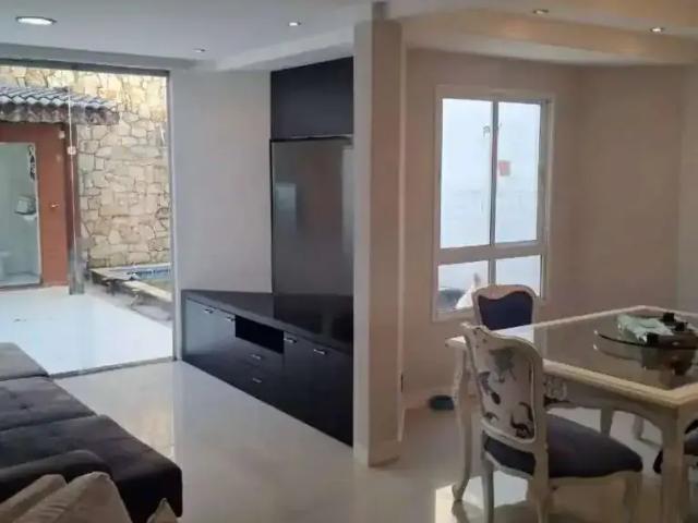 Casa / Sobrado para Venda em Santana de Parnaíba/SP Tamboré 4 Quartos