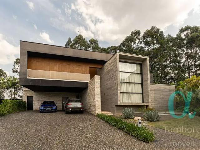 Casa / Sobrado para Venda em Santana de Parnaíba/SP Tamboré 4 Quartos