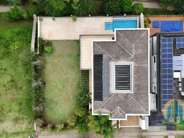 Casa / Sobrado para Venda em Santana de Parnaíba/SP Tamboré 4 Quartos