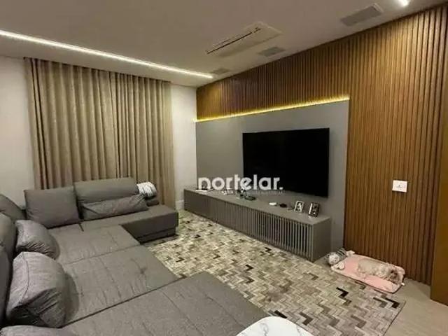 Casa / Sobrado para Venda em Santana de Parnaíba/SP Tamboré 4 Quartos