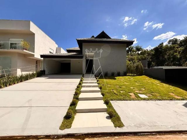Casa / Sobrado para Venda em Santana de Parnaíba/SP Tamboré 4 Quartos