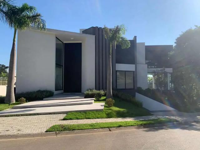 Casa / Sobrado para Venda em Santana de Parnaíba/SP Tamboré 4 Quartos