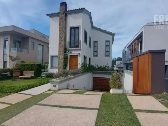 Casa / Sobrado para Venda em Santana de Parnaíba/SP Tamboré 4 Quartos