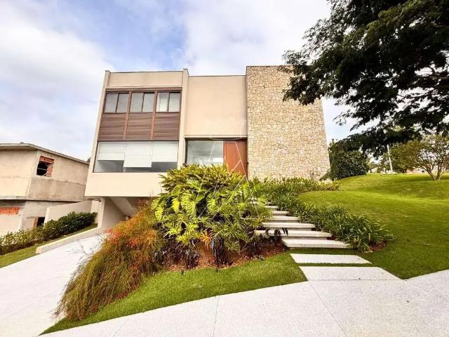 Casa / Sobrado para Venda em Santana de Parnaíba/SP Tamboré 4 Quartos