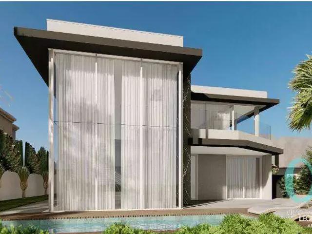 Casa / Sobrado para Venda em Santana de Parnaíba/SP Tamboré 4 Quartos