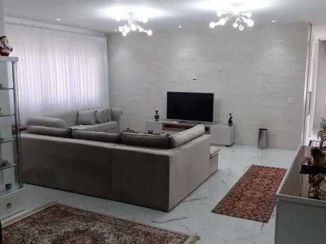 Casa / Sobrado para Venda em Santana de Parnaíba/SP Tamboré 4 Quartos