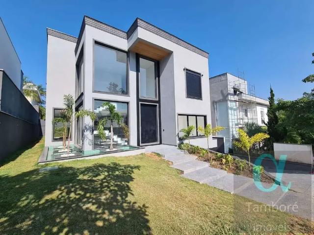Casa / Sobrado para Venda em Santana de Parnaíba/SP Tamboré 4 Quartos
