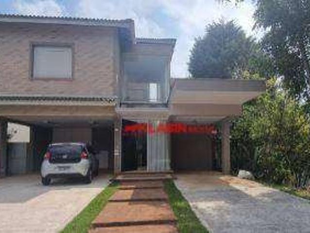 Casa / Sobrado para Venda em Santana de Parnaíba/SP Tamboré 4 Quartos