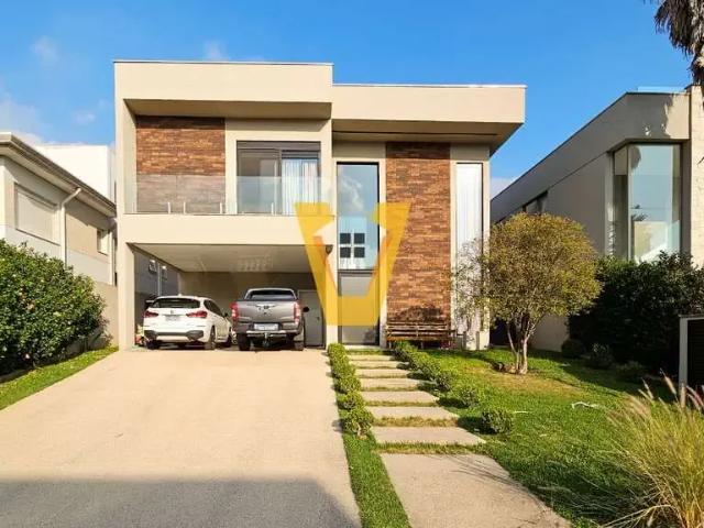 Casa / Sobrado para Venda em Santana de Parnaíba/SP Tamboré 4 Quartos