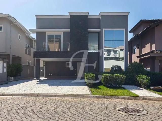 Casa / Sobrado para Venda em Santana de Parnaíba/SP Tamboré 4 Quartos