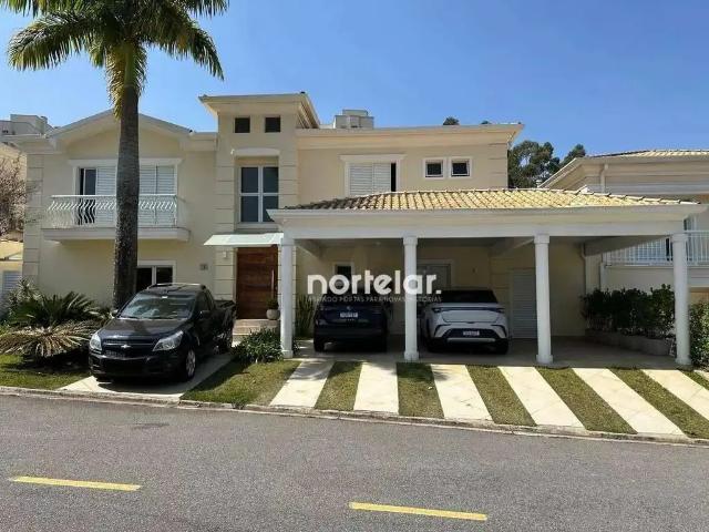 Casa / Sobrado para Venda em Santana de Parnaíba/SP Tamboré 4 Quartos