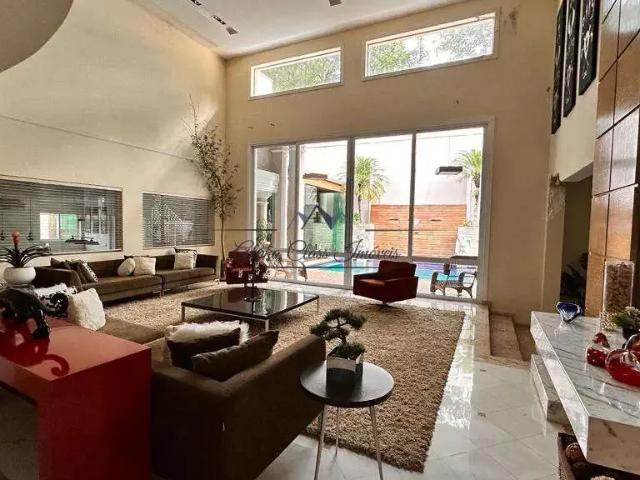 Casa / Sobrado para Venda em Santana de Parnaíba/SP Tamboré 4 Quartos
