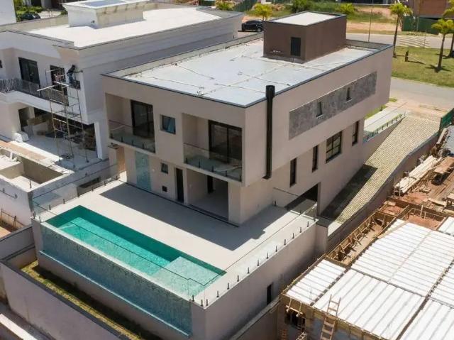 Casa / Sobrado para Venda em Santana de Parnaíba/SP Tamboré 5 Quartos